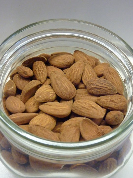 Family FECS: Almonds/Mandler/杏仁[xìngrén]