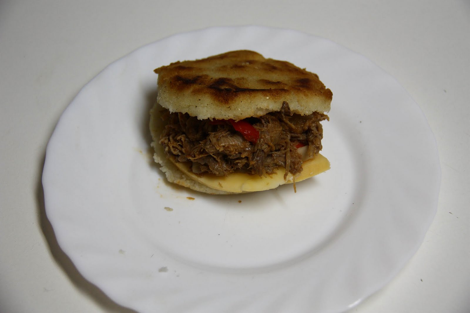 Mi vida en dos palabras...: Arepas con carne mechada