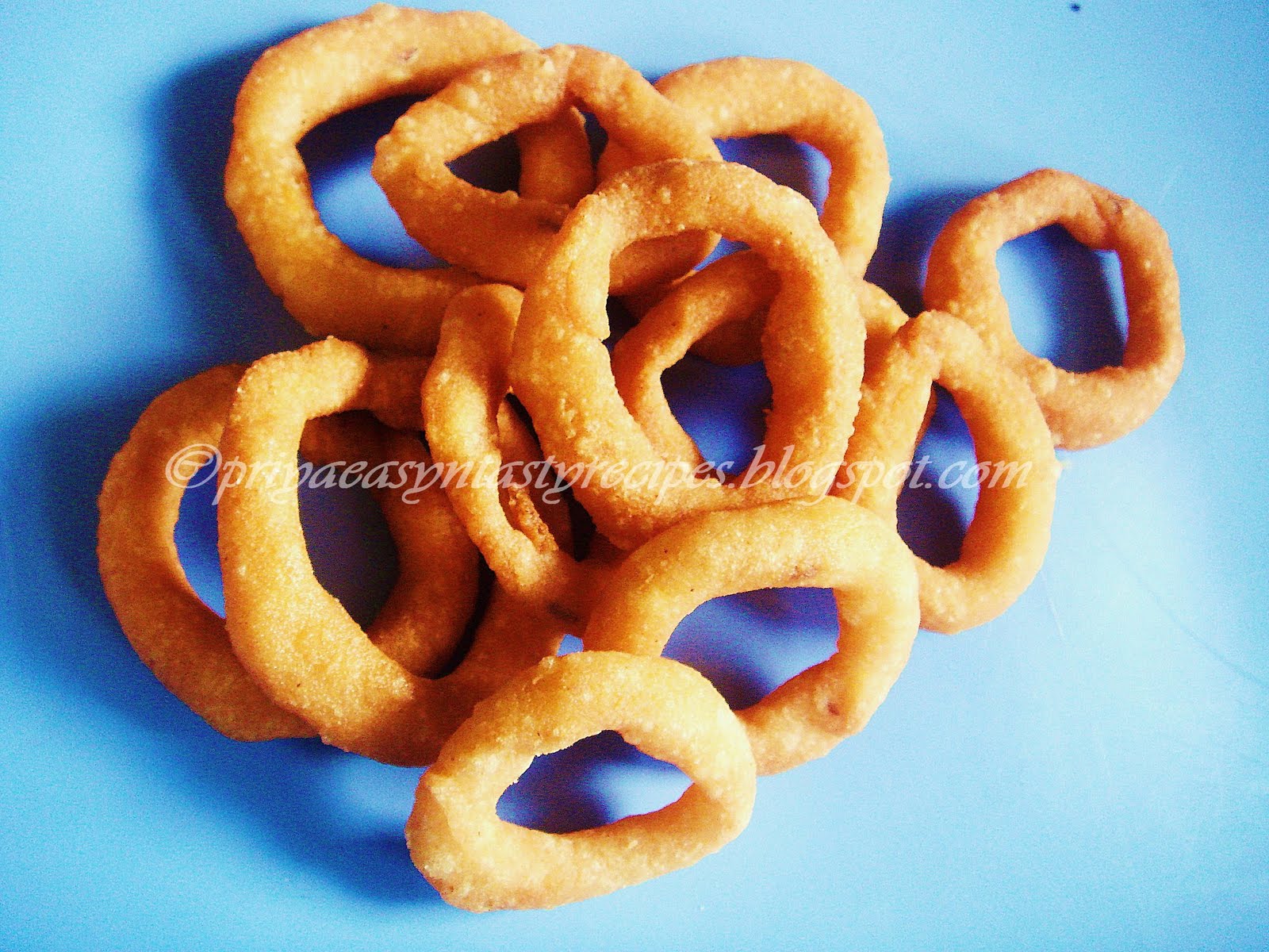 Priya's Versatile Recipes: Chegodilu/Chekodi~~Indian Cooking Challenge