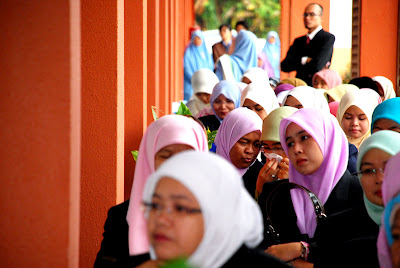 BLOG IKHWANMUDA: Sekitar Sambutan Hari Guru SMK Mengkarak | 18mei09