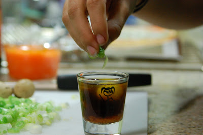 gourmet/gourmand: Making Uni Shooters