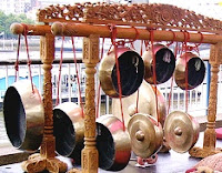 Anyone can learn music: World Musical Instruments: Kempul - Kombu