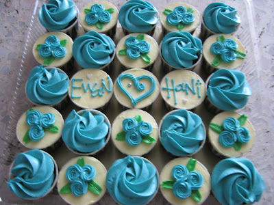 POKEDOT-CUPCAKES: first ever cupcake sale!