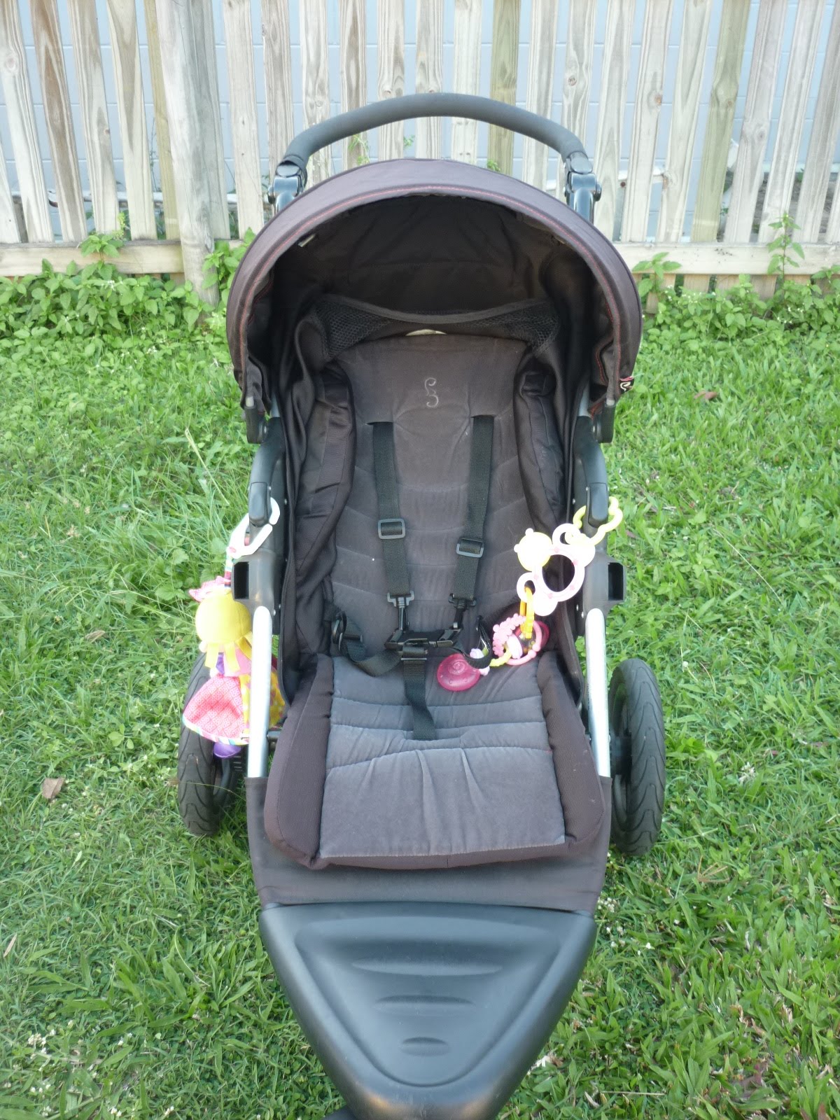 Bello Baby Review: BootiQ Ruby Trek 3 Wheel Stroller