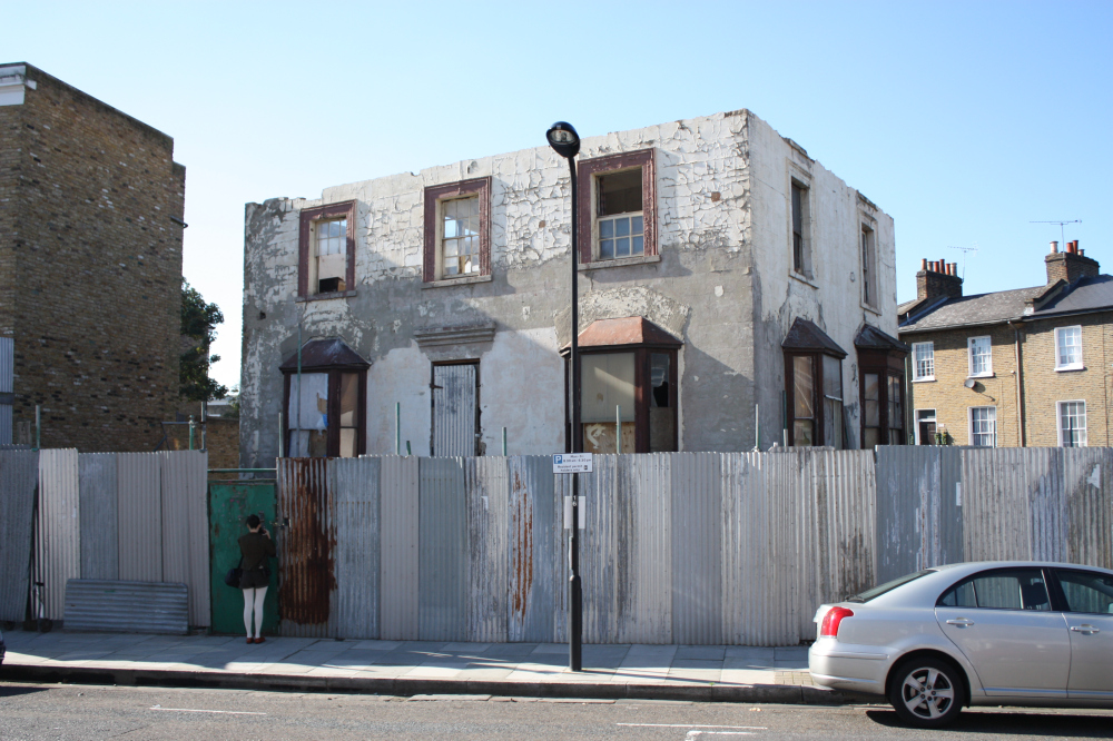 est100 一些攝影(some photos): Mole Man , William Lyttle