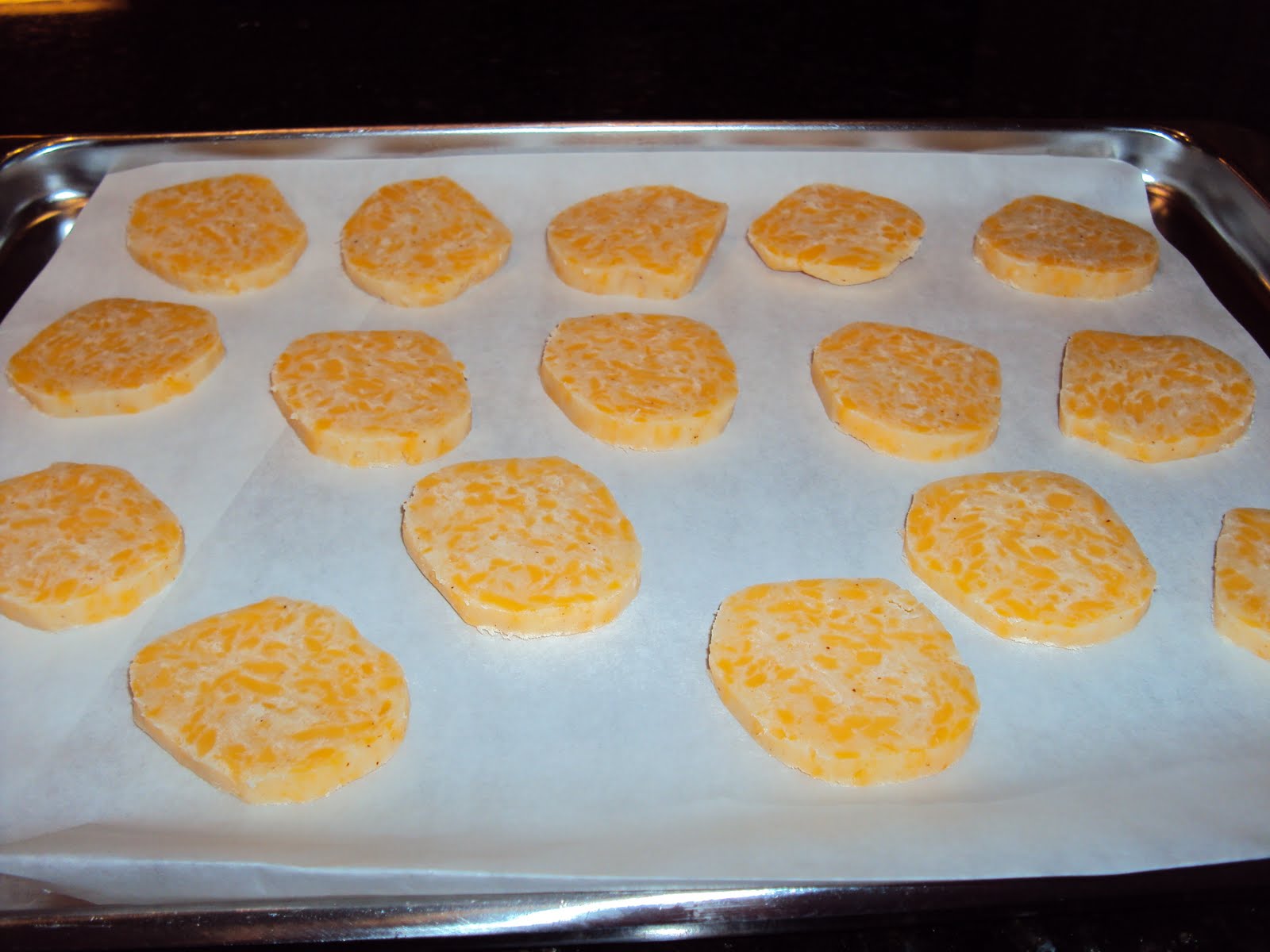 3 girls, me, and a recipe: Cheese Wafers