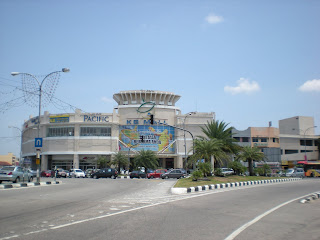 SANTAI BERSAMAKU.: KOTA BHARU: THE HEART OF THE CITY