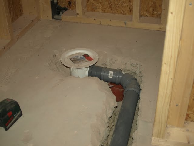 Köket 19: Nytt avlopp i tvättstuga och badrum