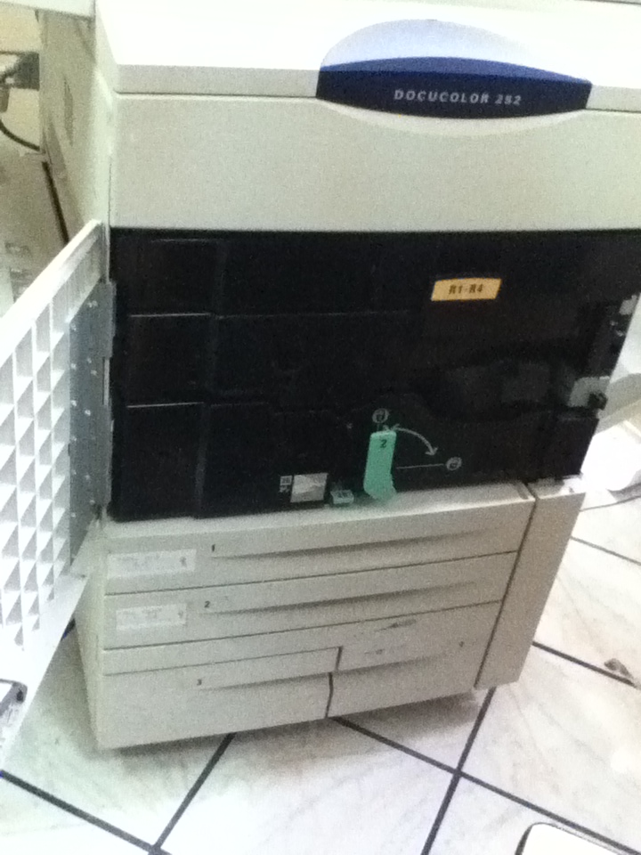 Ilustracion grafica: Impresora Xerox Docucolor 252