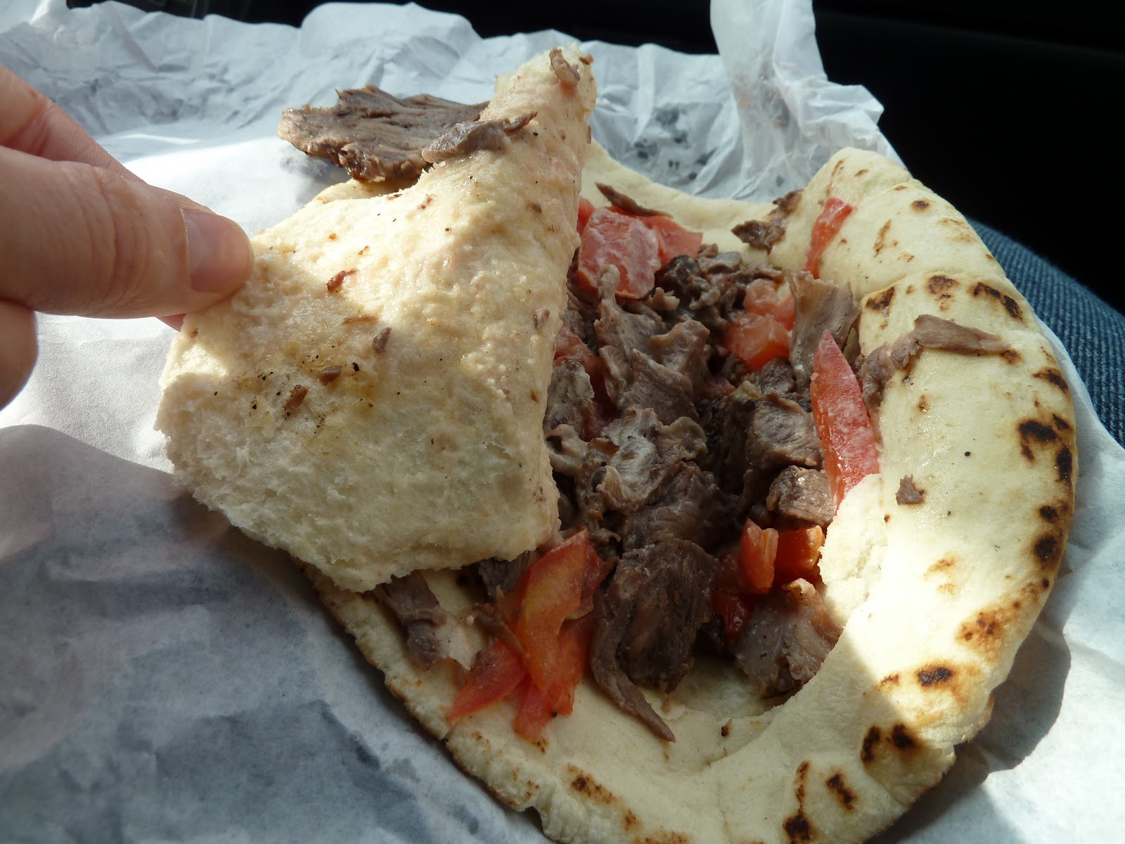 Commuter's Kitchen: Travels in Jordan:Reem Shawarma Stand