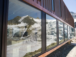 SkiZinal: New Moiry Hut
