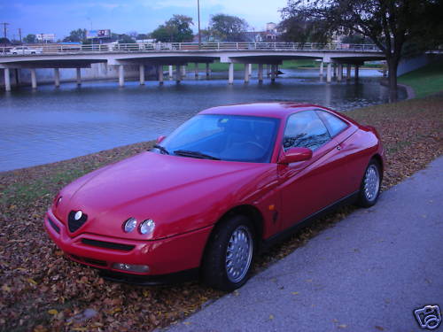 Grey in the USA: Alfa Romeo Spider and GTV (type 916) in the USA