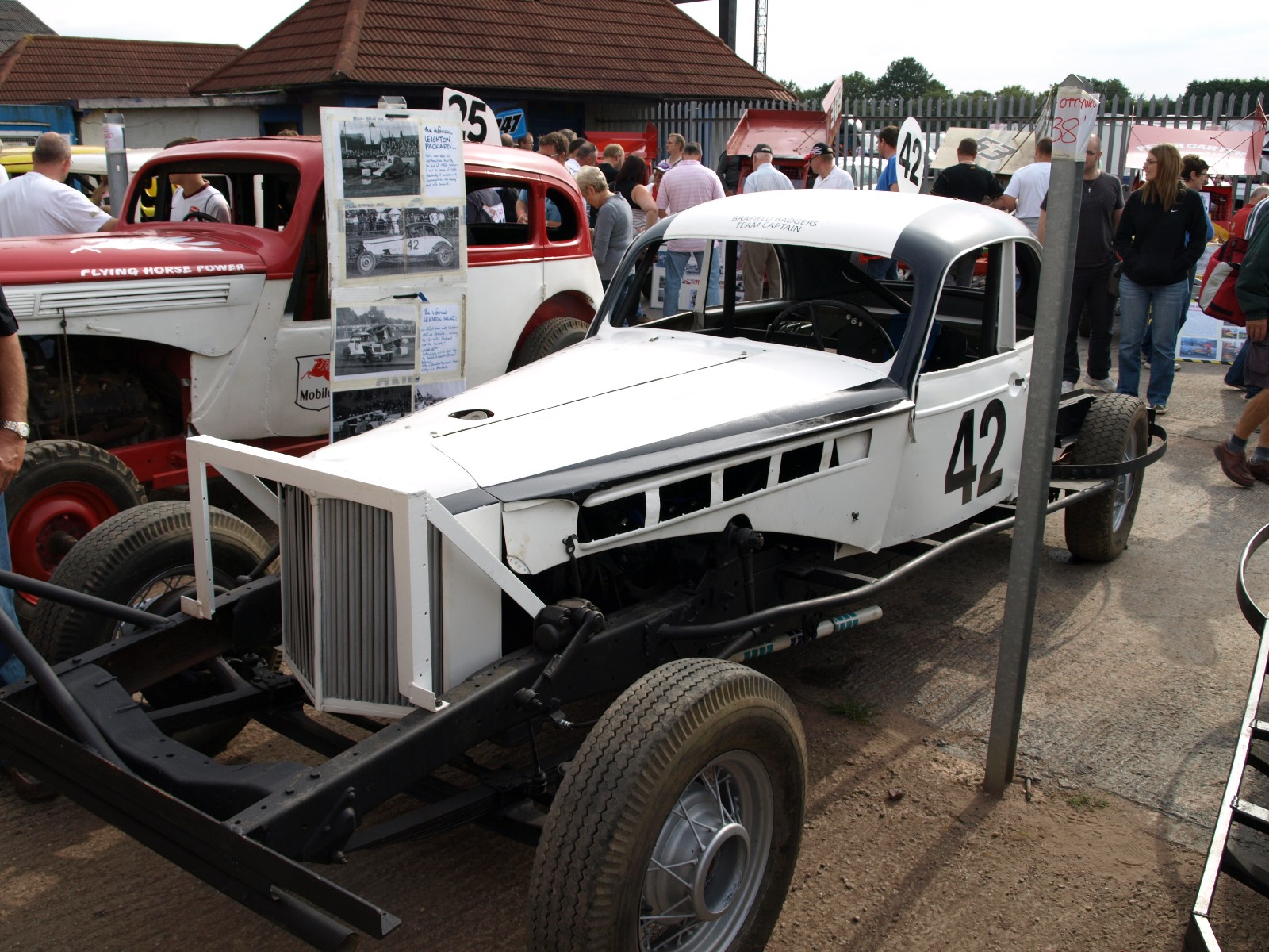 Dennis en Nicolien: World Final Brisca Stockcar F1 Coventry 2010