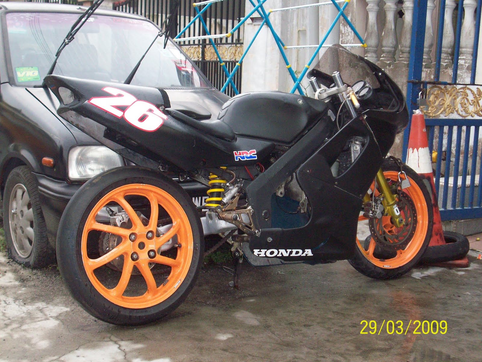 My NSR Racer: April 2010