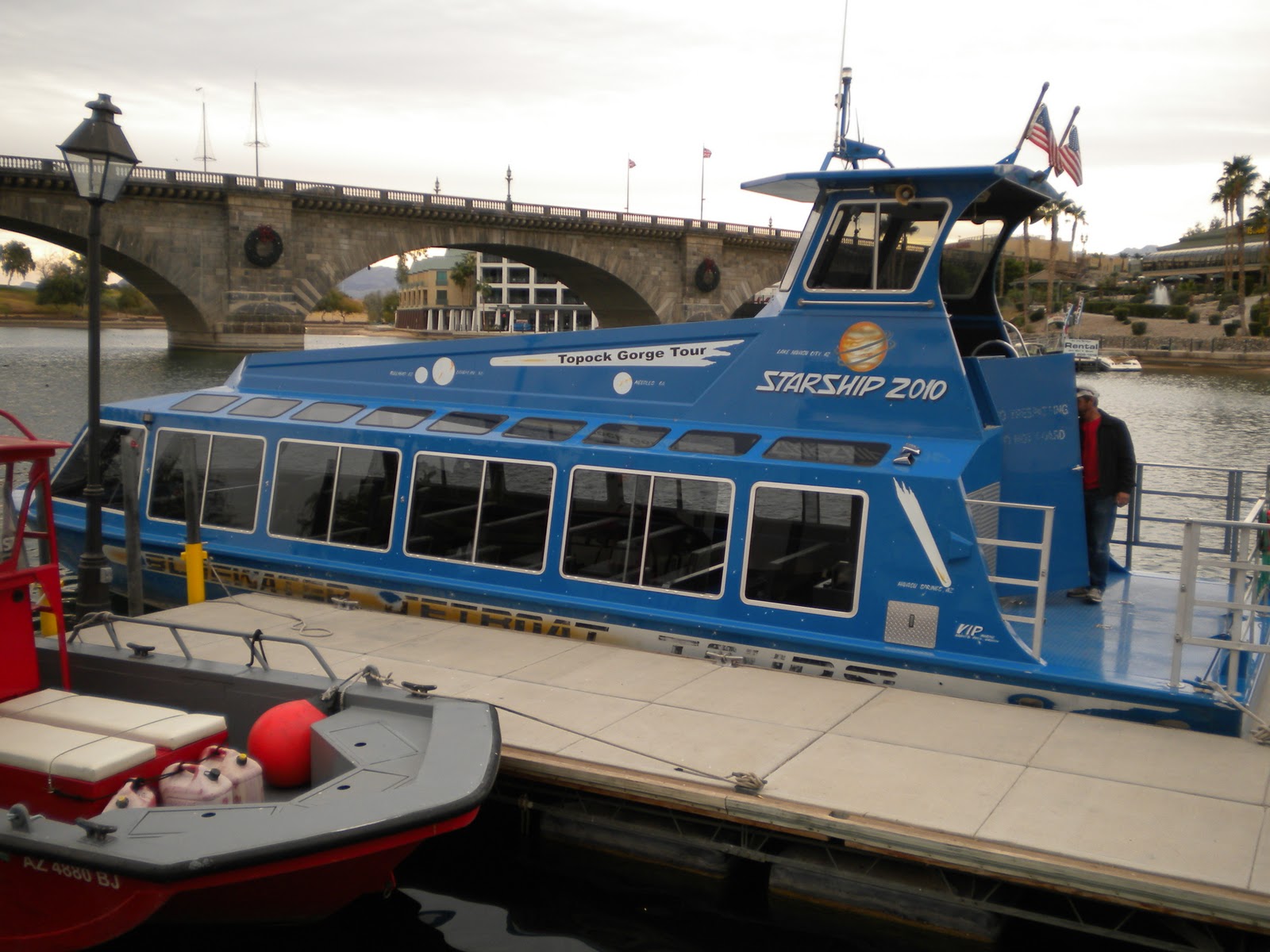 America by RV: Powerboat Tour of Topock Gorge and Christmas Party