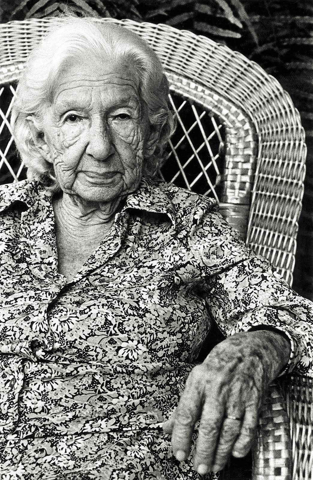 Beedomingos: Cora Coralina