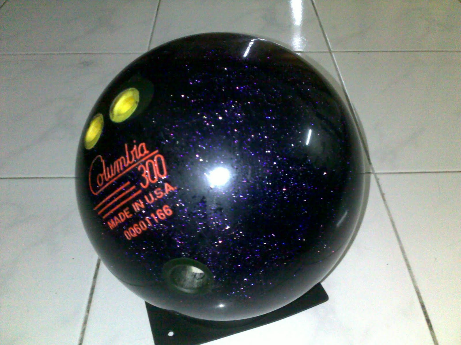 KEDAI BOWLING ONLINE: Bola Bowling Columbia White Dot 11 lbs