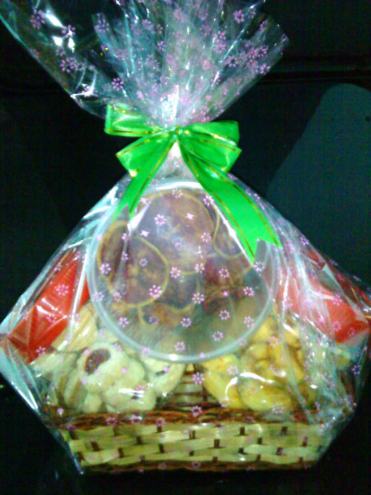 Persediaan Raya...Sample Balang Kuih & gift Raya 2010: HAMPER (RM 50.00 ...