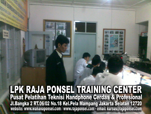 Kerjasama Pelatihan Teknisi Handphone Bagi Siswa-Siswi Pelajar SMK ...