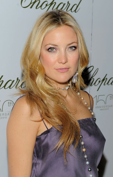 The Beauty Buff Blog: Kate Hudson Debuts A New Look