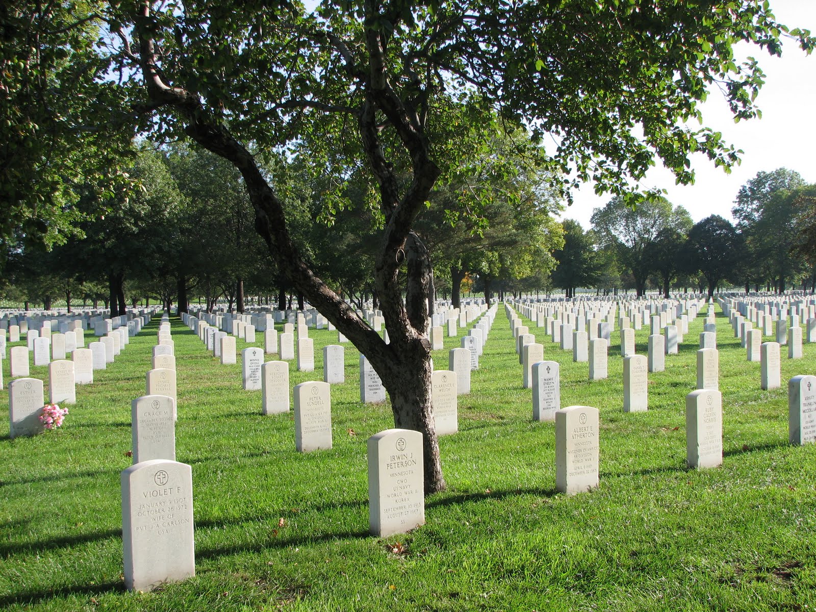 VISUAL SAINT PAUL: Fort Snelling National Cemetery
