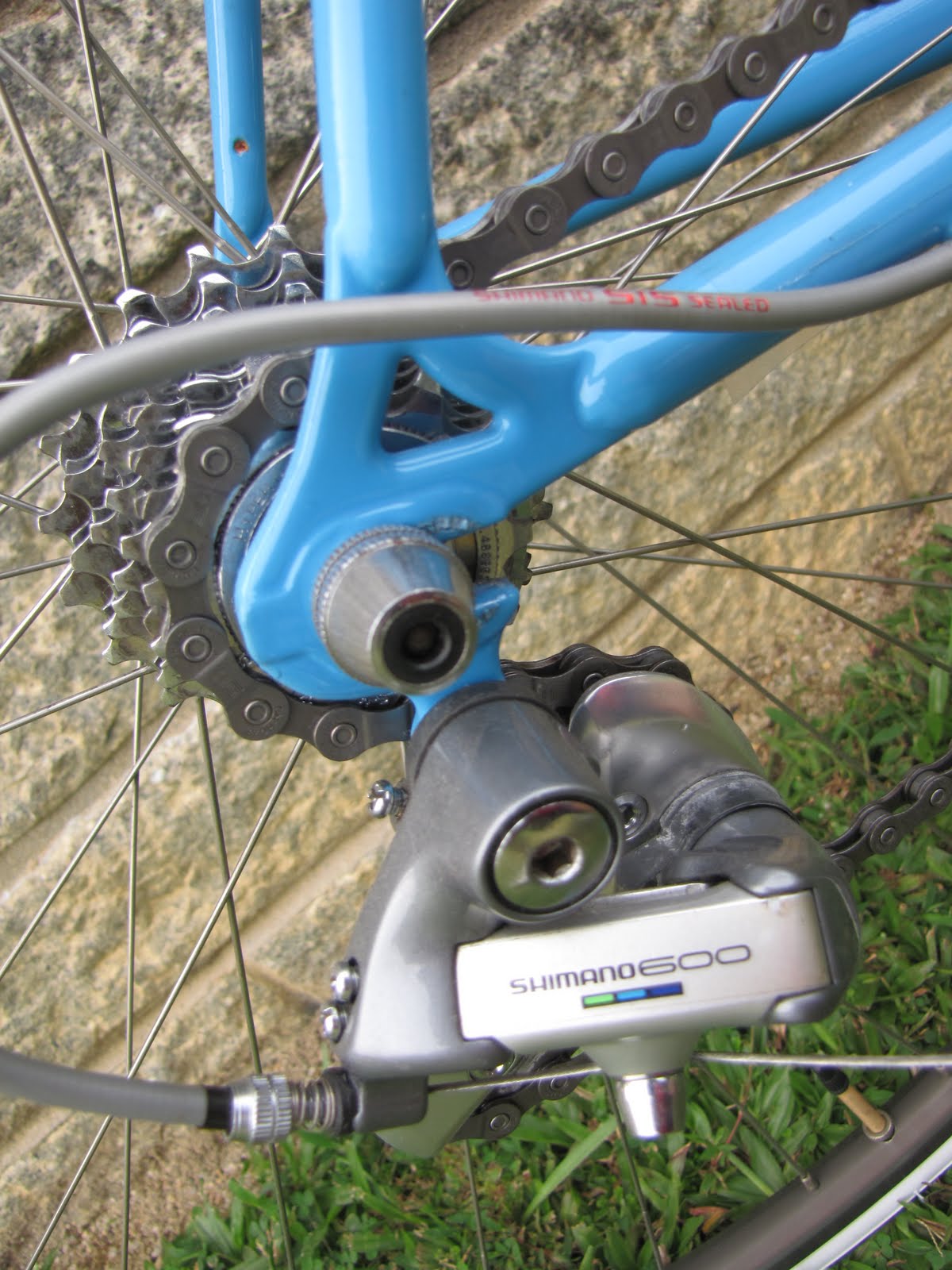 OLD SKOOL CYCLE: SHIMANO 600 COMPLETE BIKE - RM5000.00