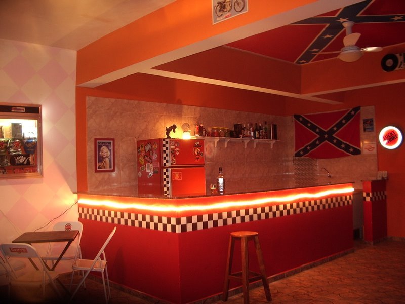 Guia Rockabilly: Dixie Bar