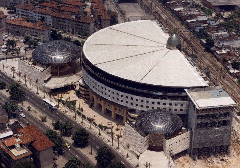 Santo Culto -Rio de Janeiro- (Bispo Macedo)-27/08/2012 ~ Sou da IURD e Daí?