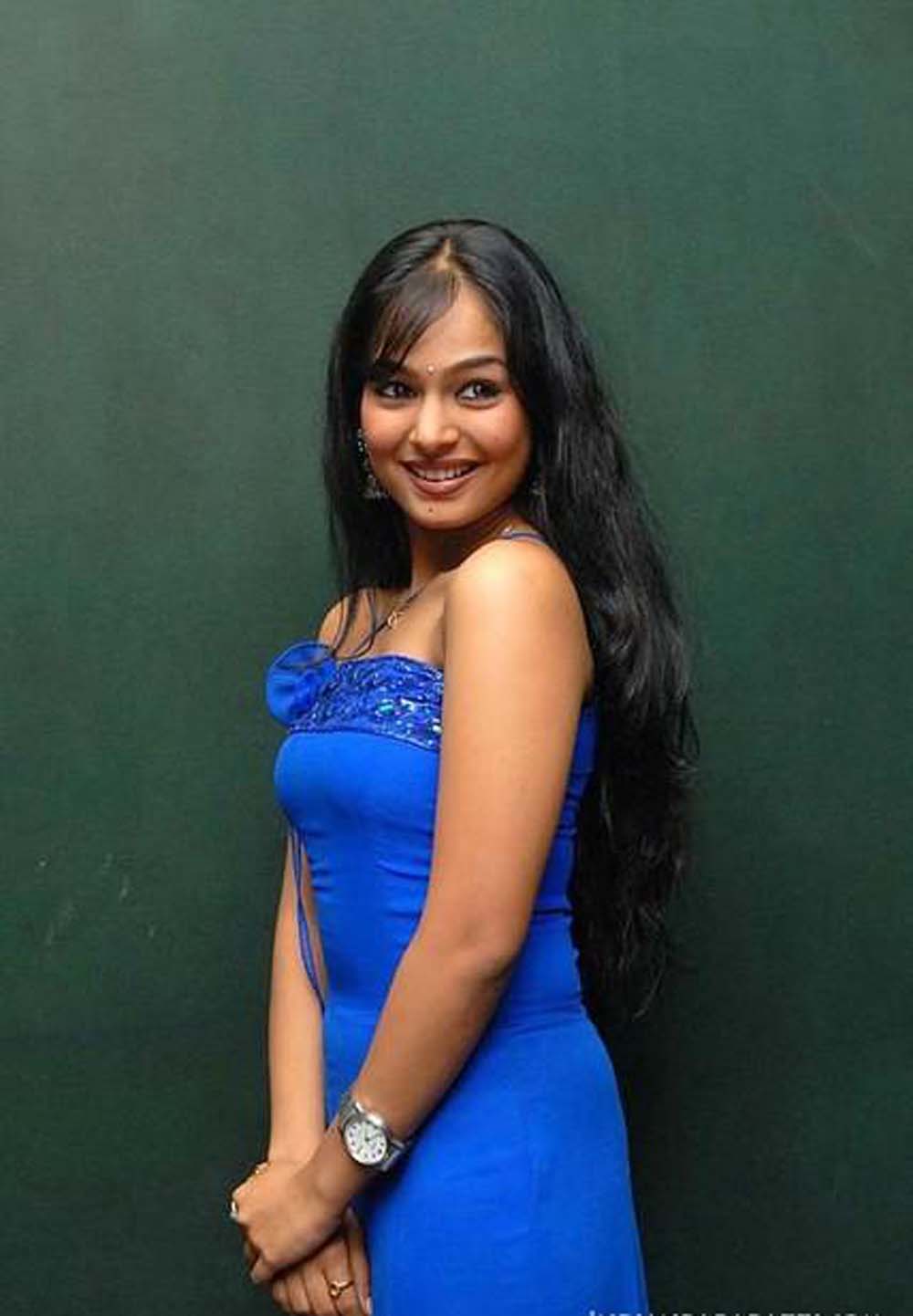 New Actress Kalyani Cute And Hot Picture Gallery ~ Stills Bay Movie Actor Actress Stills Bay
