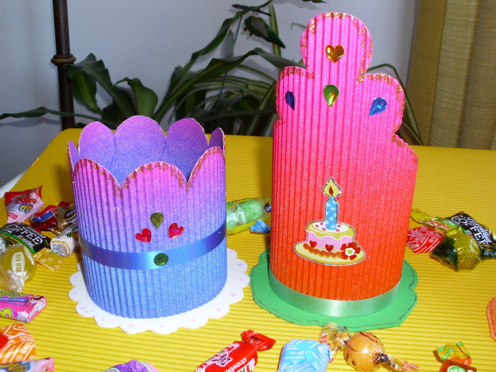 Cotillon en goma eva para cumpleaños - Imagui