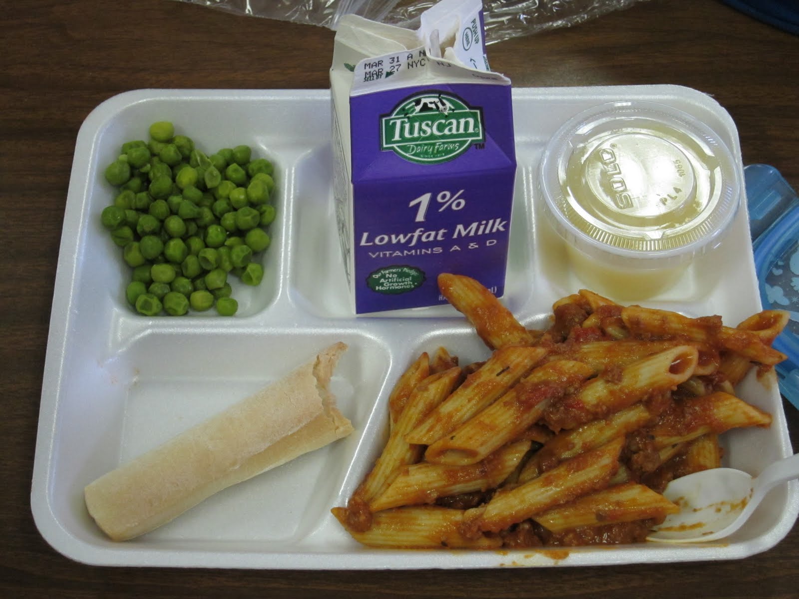 EAT HOBOKEN - A School Lunch Blog: Thursday: 3/25 Pasta Meat Sauce