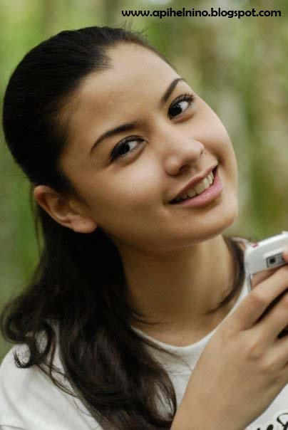 Lisa Maya's Instagram, Twitter & Facebook on IDCrawl