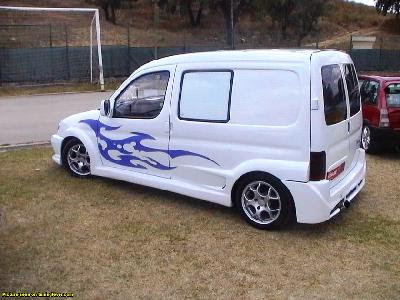 les voitures tuning: BERLINGO - CITROEN