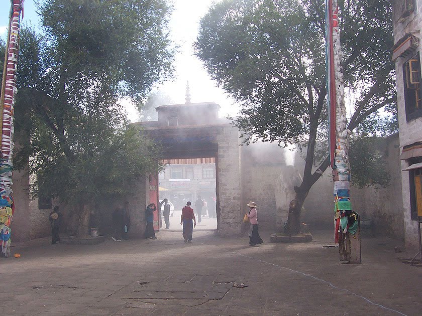 Intrepid Asia in Ninety Days with Flashbacks: Lhasa Temples on the ...