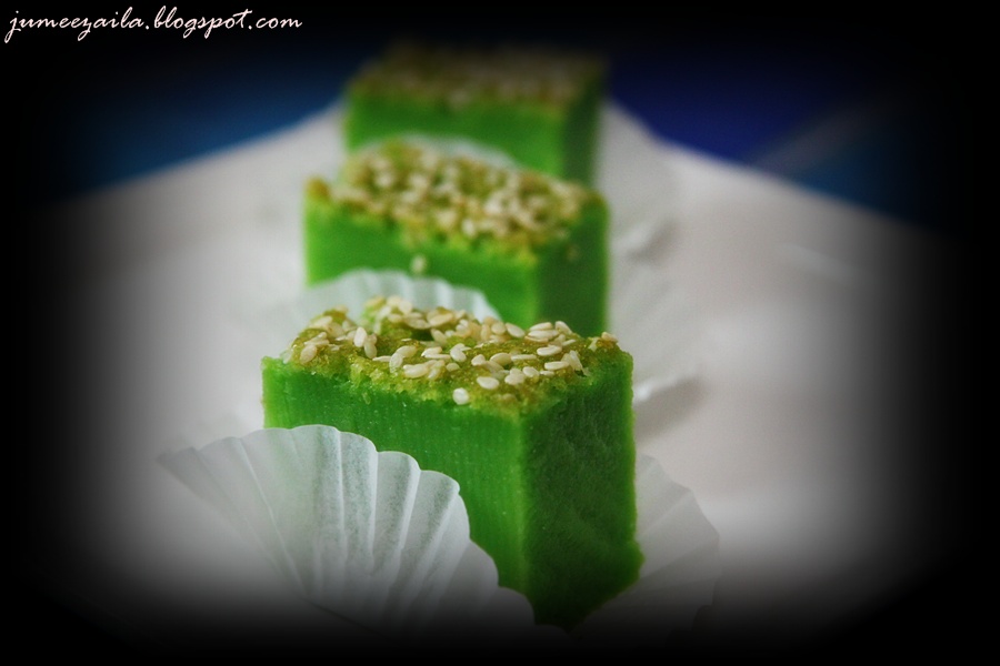 ME, MYSELF AND I: Kuih Bakar... Sempena Malaysian Fest