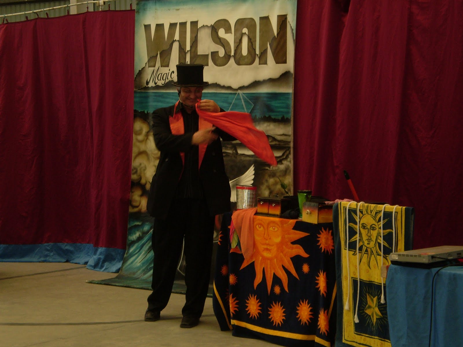 EEB Arnoldo Agenor Zimmermann: Wilson Magic Show