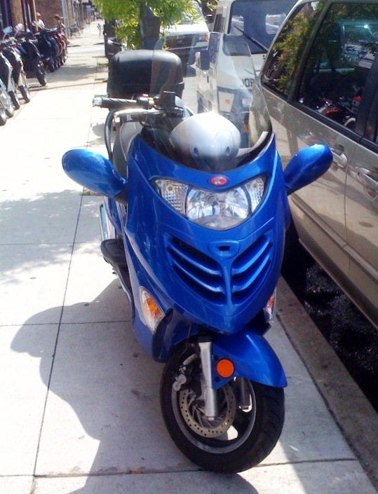 Philadelphia Used Scooters: 2005 KYMCO GRAND VISTA 250cc ELECTRIC BLUE
