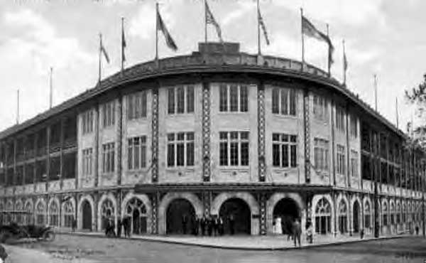 Retro Ballparks: August 2010