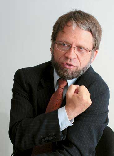 Antanas Mockus: Mimes, Spandex and a new Bogotá Colombia… | Beta Nerd