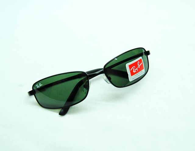 BOMBASTIC RAYBAN: Ray-Ban Predator Flight Extreme 3194