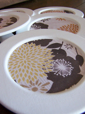 House of Ficek: DIY Retro Print Coasters