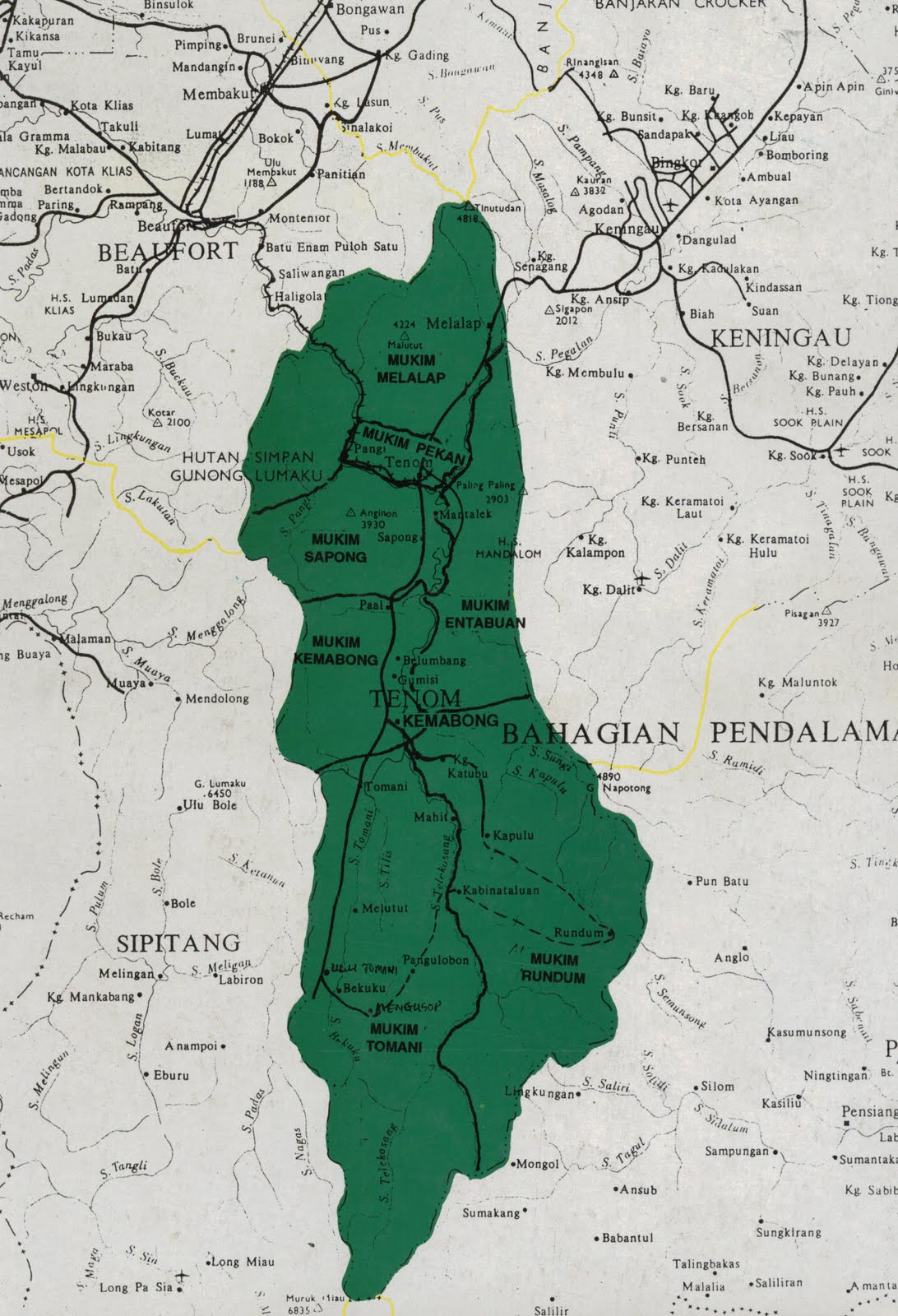 'THE GATE OF MURUT HOMESTAY': DISTRICT OF TENOM