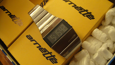 Just Chilling...: Arnette Watch -Review- AR 04601