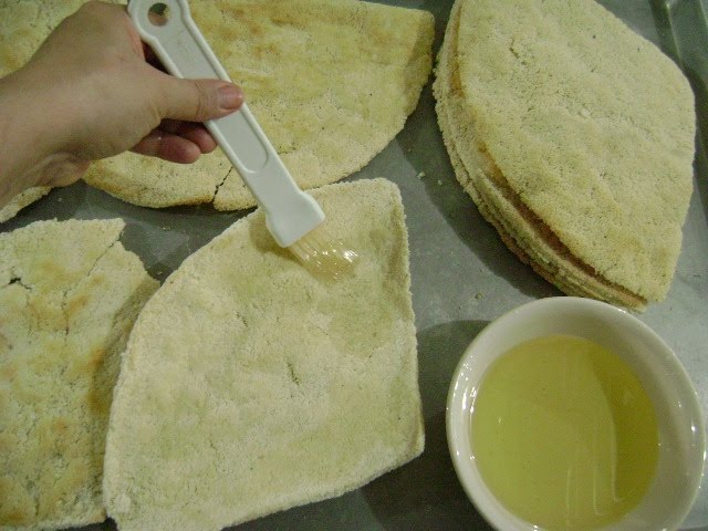 Casabe Tostado | Mari's Cakes