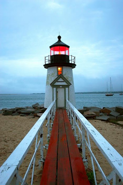 CHAD'S DRYGOODS: NANTUCKET RED