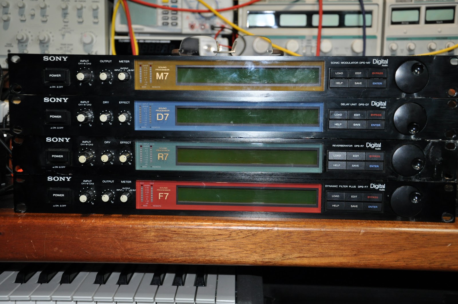 Synth.nl Blog: Serious Metal Job on Sony DPS Series