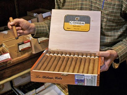 Cigar Log and Ratings Blog: Fake Cuban Cigar Makers busted in Miami