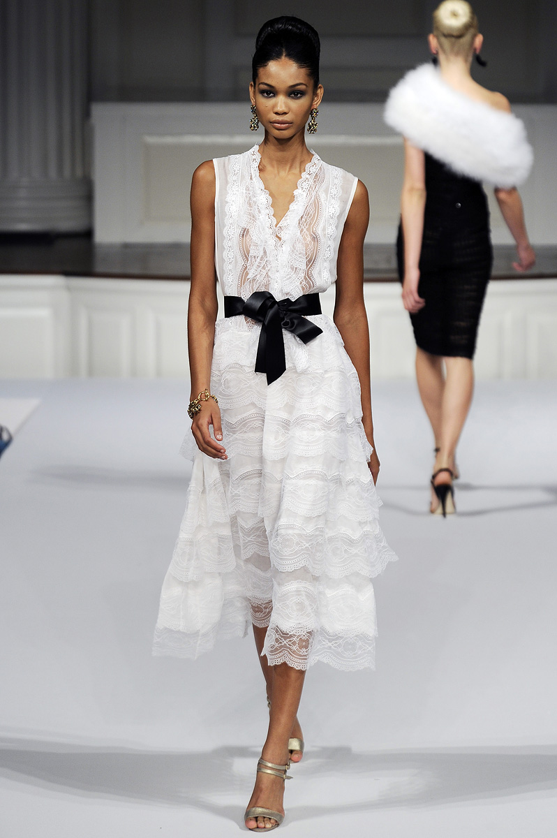 Snap, Fashion, Pop!: Oscar de la Renta's Spanish Feast