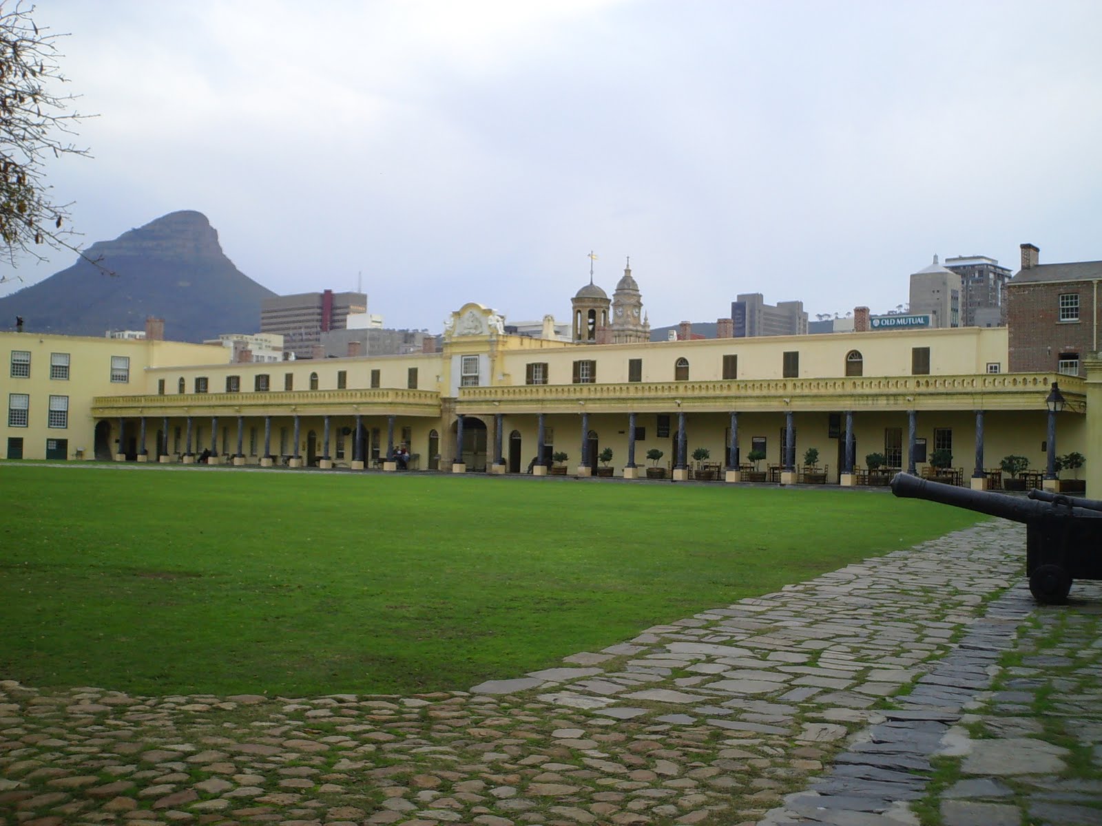 Castle of Good Hope in Capetown, South Africa - [more in the comments ...