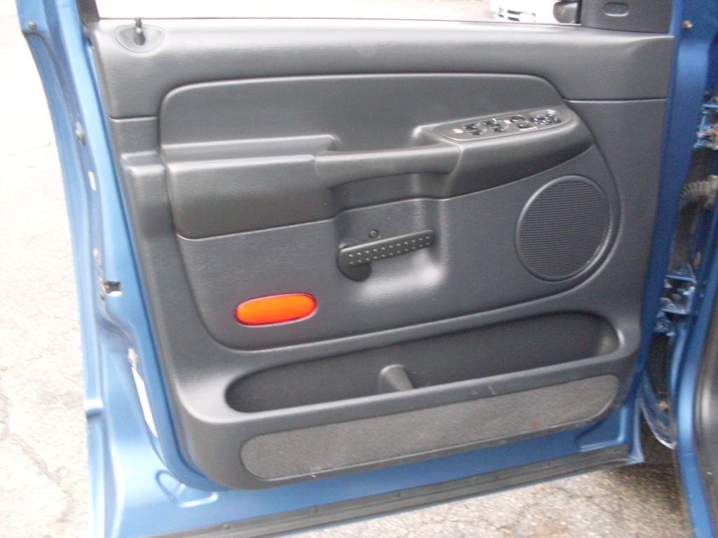 luisrideauto: 2002 DODGE RAM SPORT, CREW CAB 4 DOOR SHORT BOX 2 WHEEL ...